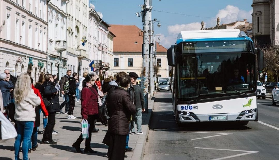Programul autobuzelor Transport Local în Cristești, Livezeni, Poienița ...